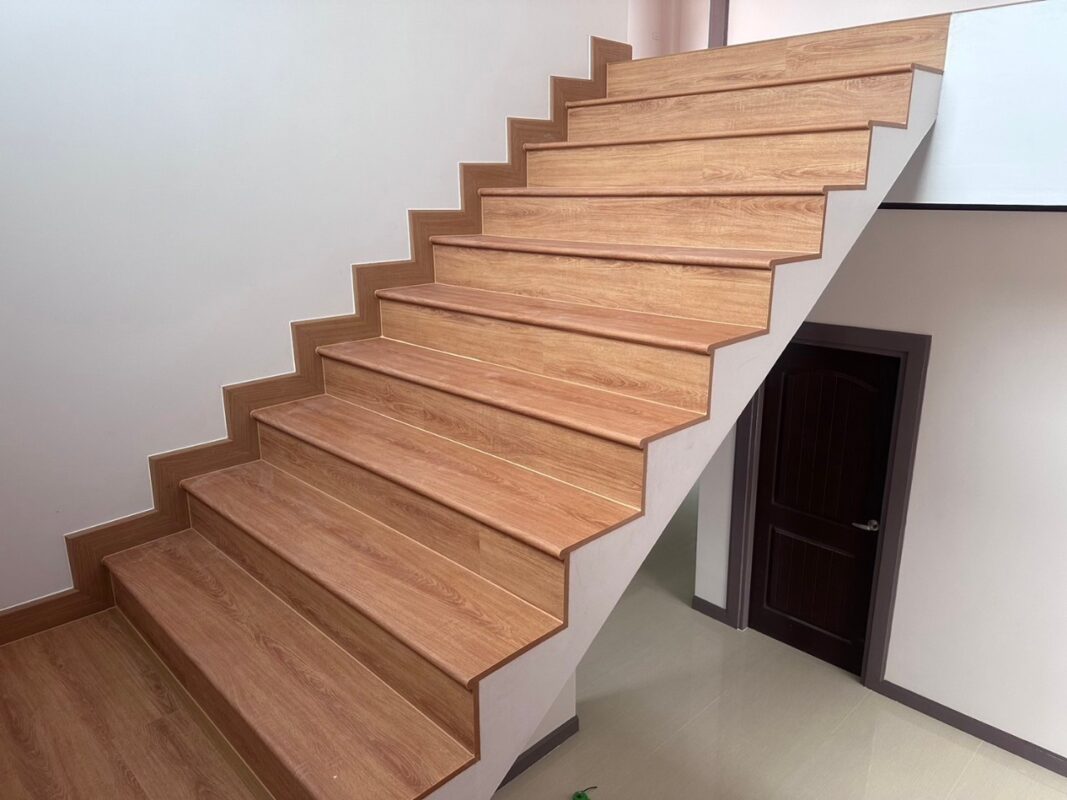 บันได WPC 7 mm - HOME PLUGIN